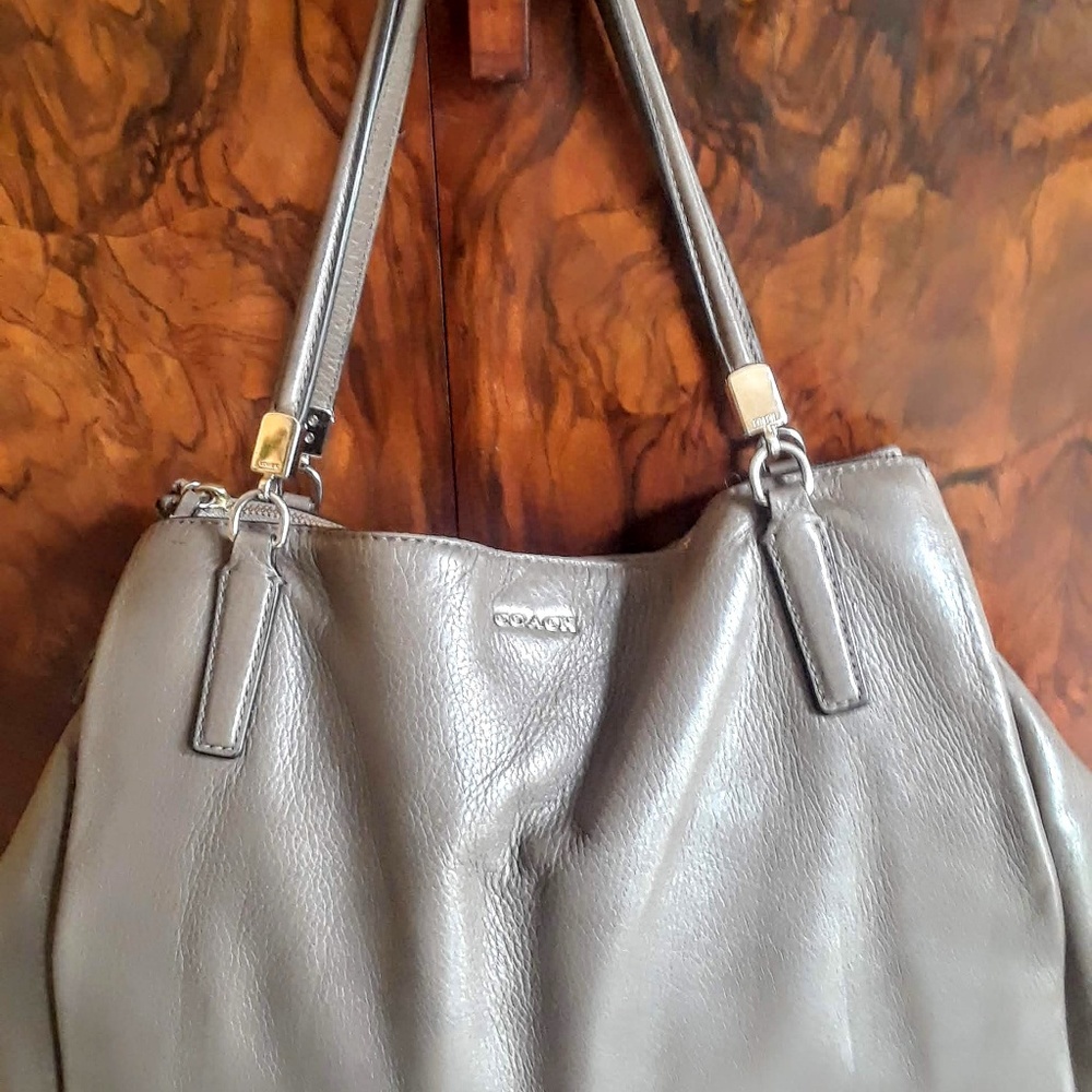 Coach Madison Cafe Carryall Pebbled Leather - Gem